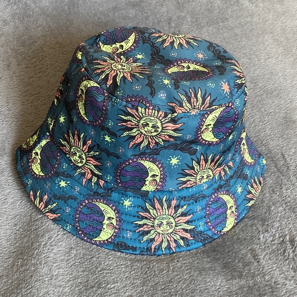 SHEIN | Accessories | Sun And Moon Bucket Hat Teal Yellow Green Blue ...